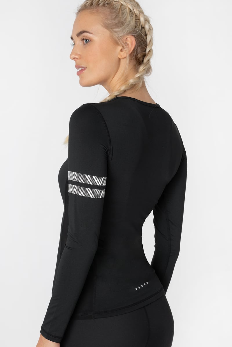 Signature Long Sleeve I Black Long Sleeve I STRONGER